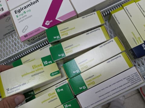 Relanium – działanie, wskazania, skutki uboczne, recepta