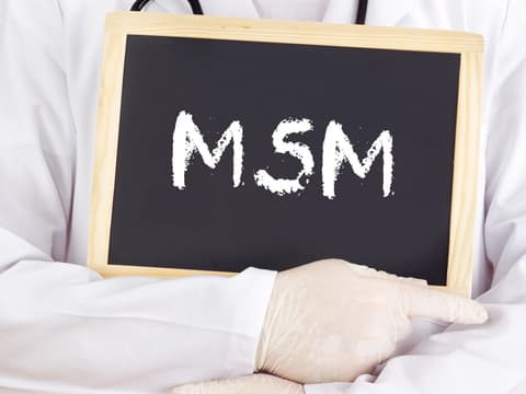 MSM – czym jest? Właściwości siarki organicznej