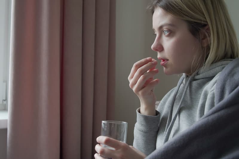 Lerivon – działanie, wskazania, przeciwwskazania, skutki uboczne, opinie