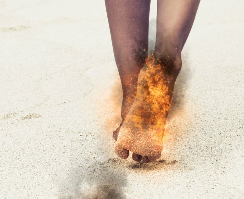 Ból stopy przy chodzeniu – przyczyny i leczenie